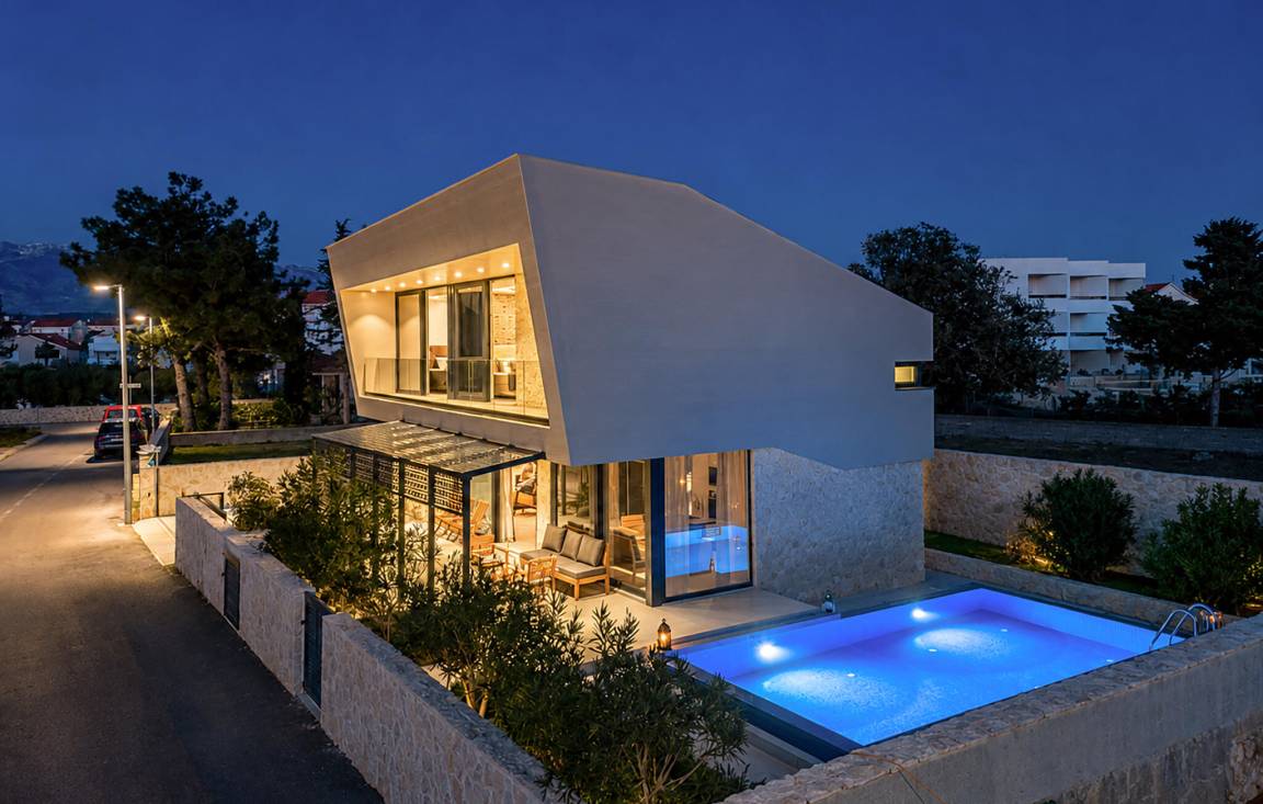 150 M² Casa ∙ 3 Habitaciones ∙ 8 Huéspedes - Novalja