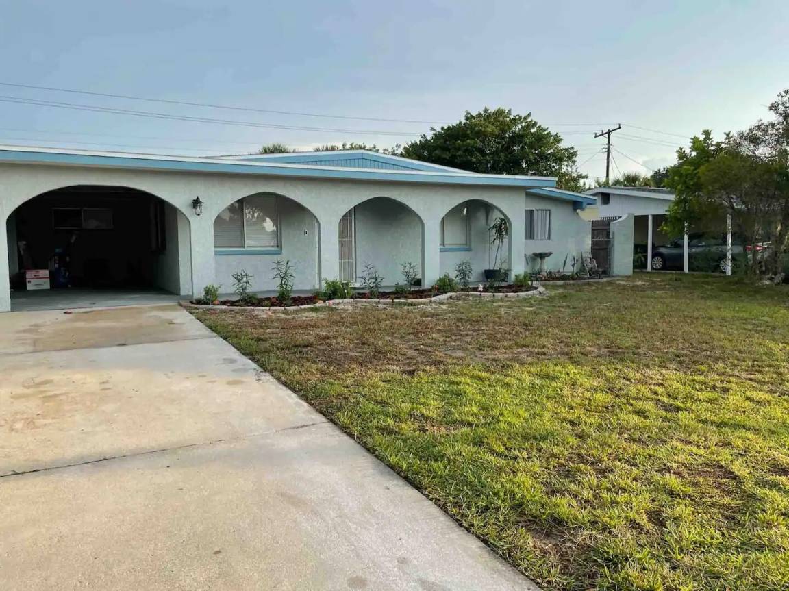 169 M² House ∙ 3 Bedrooms ∙ 8 Guests - Merritt Island, FL