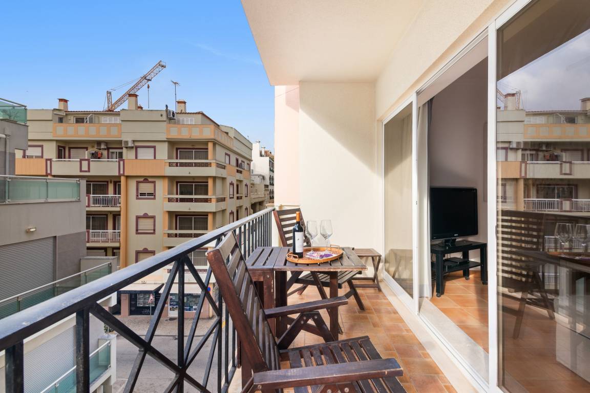 90 M² Apartamento ∙ 2 Habitaciones ∙ 6 Huéspedes - Monte Gordo