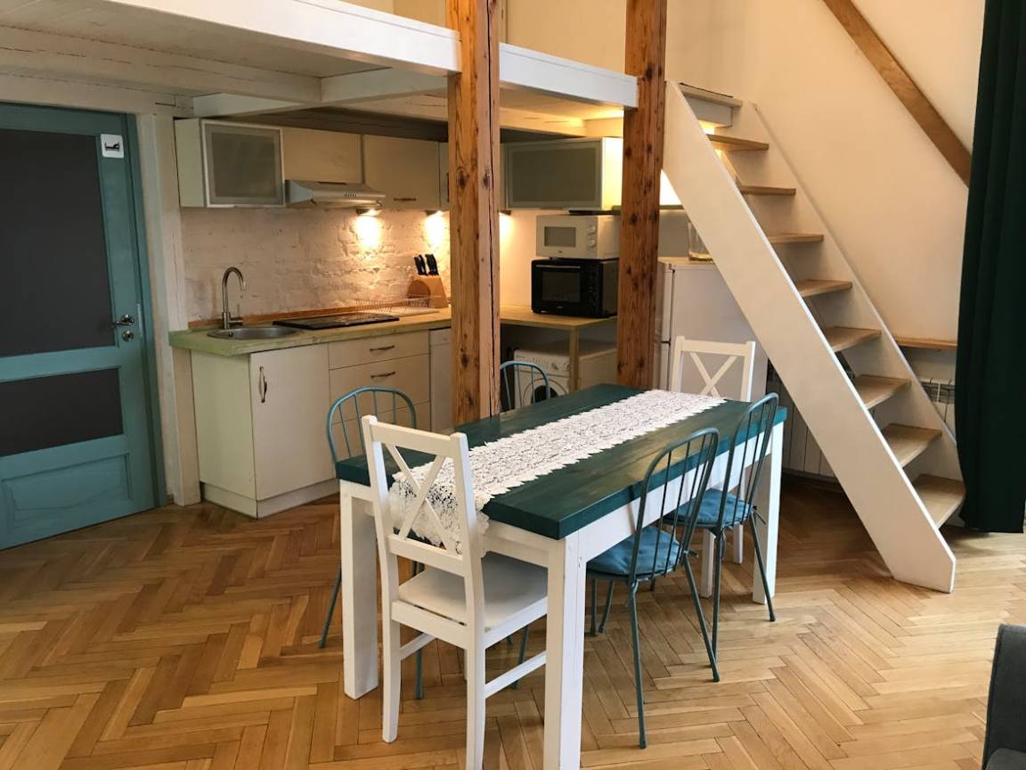 50 M² Apartment ∙ 2 Bedrooms ∙ 6 Guests - Varşovia