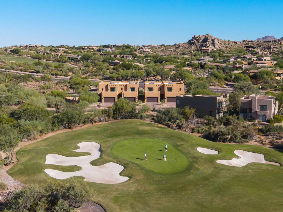 232 M² House ∙ 3 Bedrooms ∙ 12 Guests - Cave Creek