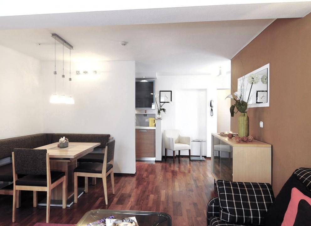 60 M² Ferienwohnung ∙ 1 Schlafzimmer ∙ 2 Gäste - Walchsee