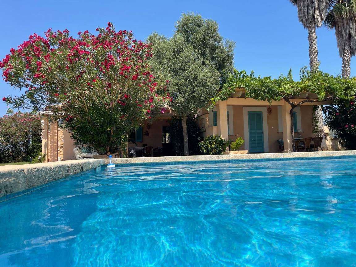 60 M² Huis ∙ 1 Slaapkamer ∙ 2 Gasten - Manacor
