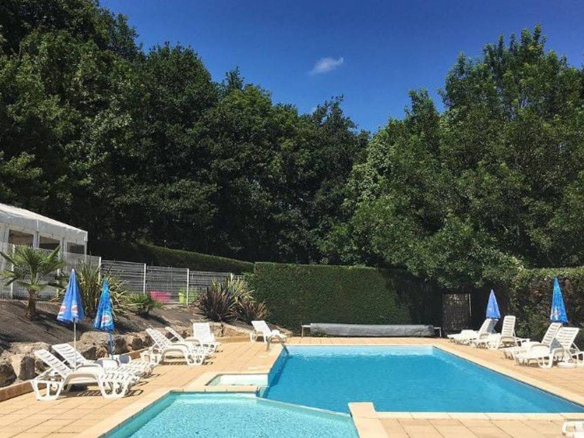 30 M² Chalet ∙ 2 Chambres ∙ 4 Personnes - Aveyron