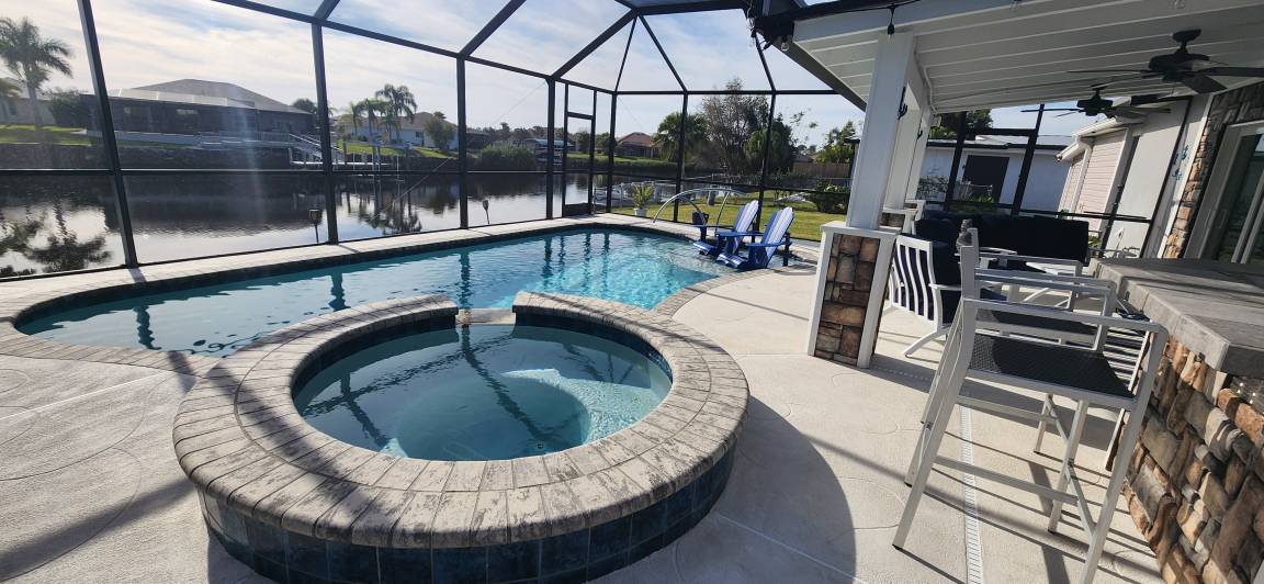 102 M² House ∙ 2 Bedrooms ∙ 4 Guests - North Port, FL