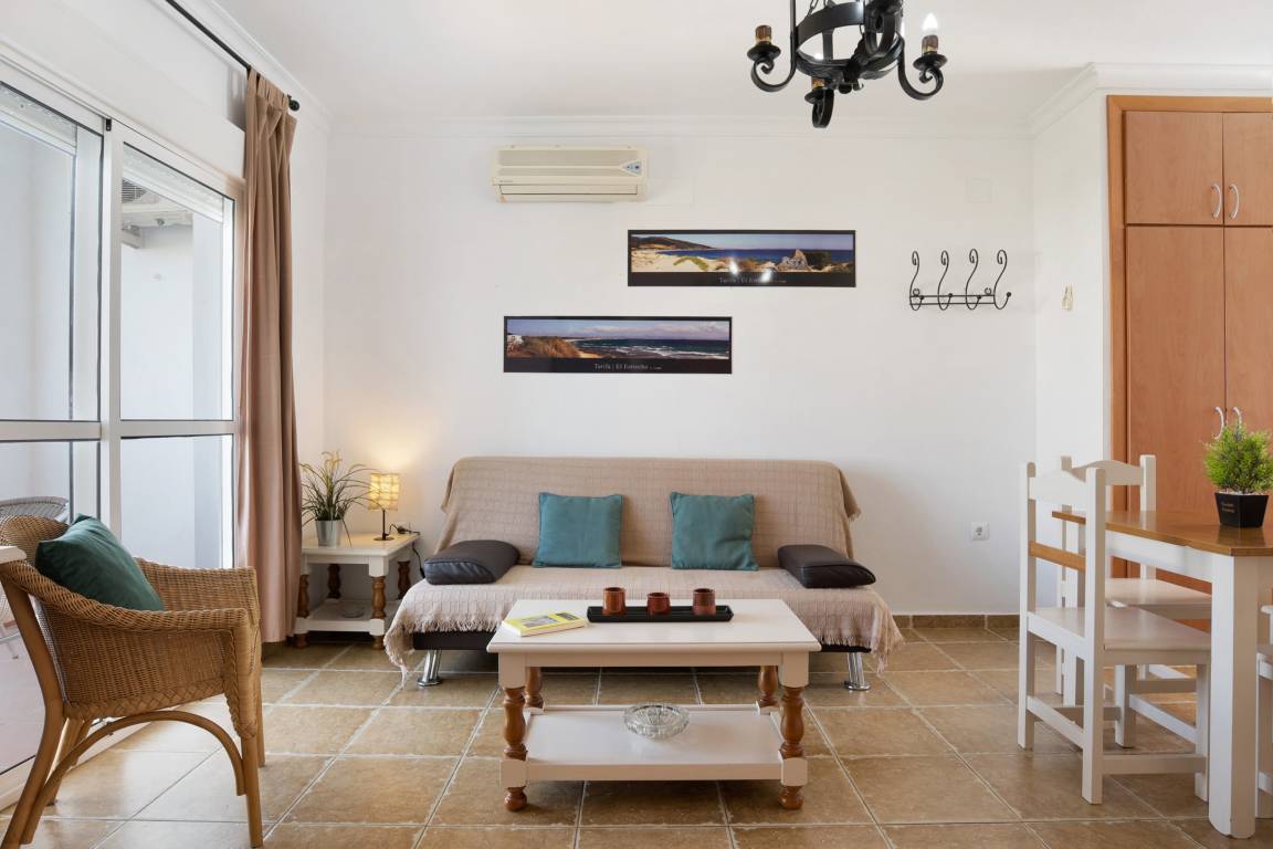 70 M² Apartamento ∙ 2 Habitaciones ∙ 7 Huéspedes - Conil de la Frontera