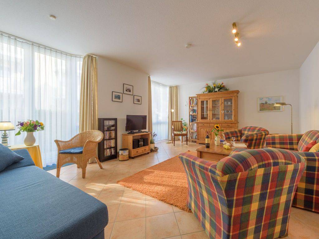 78 M² Ferienwohnung ∙ 1 Schlafzimmer ∙ 4 Gäste - Baabe