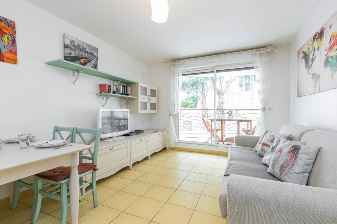 40 M² Appartement ∙ 1 Chambre ∙ 4 Personnes - Ibis Styles Nice Centre Port