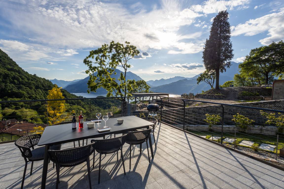 Villa ∙ 4 Bedrooms ∙ 8 Guests - Varenna