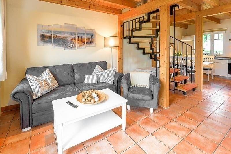 66 M² Ferienhaus ∙ 2 Schlafzimmer ∙ 6 Gäste - Nienhagen
