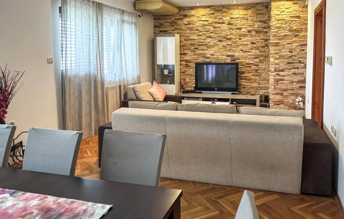 96 M² Ferienwohnung ∙ 3 Schlafzimmer ∙ 6 Gäste - Rijeka