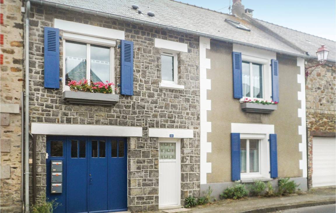 80 M² Appartement ∙ 2 Chambres ∙ 4 Personnes - Dol-de-Bretagne