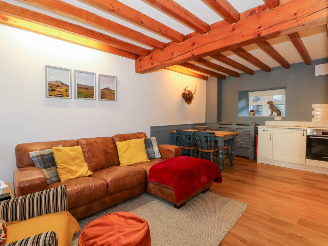 Cottage ∙ 2 Bedrooms ∙ 4 Guests - Settle