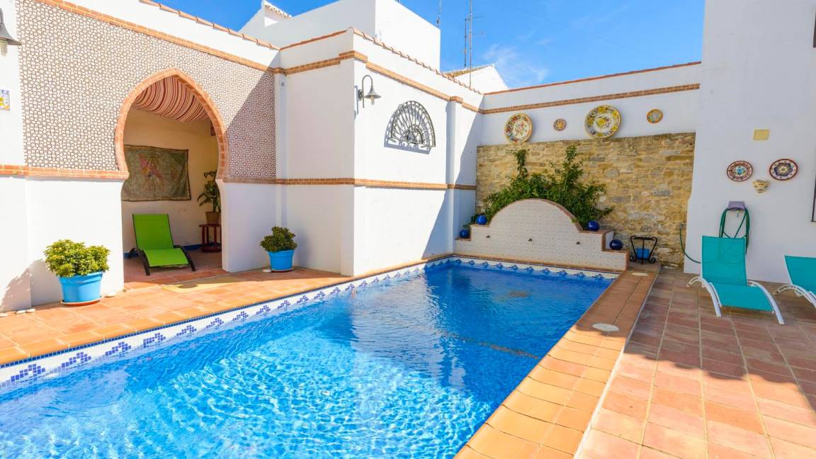300 M² Casa ∙ 6 Habitaciones ∙ 12 Huéspedes - Antequera, España
