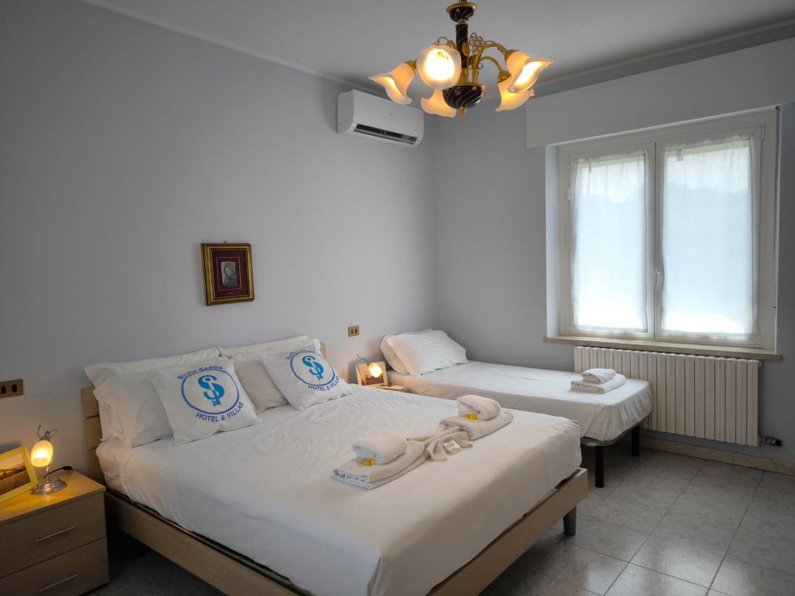 90 M² Ferienhaus ∙ 2 Schlafzimmer ∙ 7 Gäste - Peschiera del Garda
