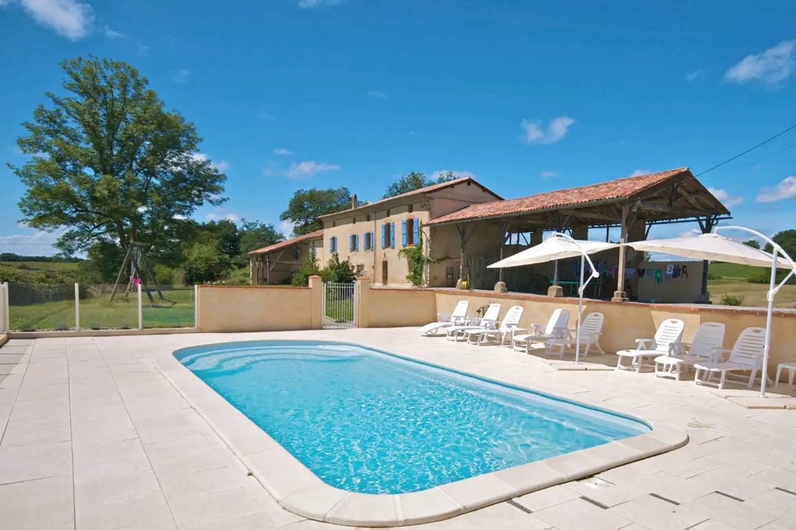 105 M² Maison De Vacances ∙ 3 Chambres ∙ 6 Personnes - Pamiers