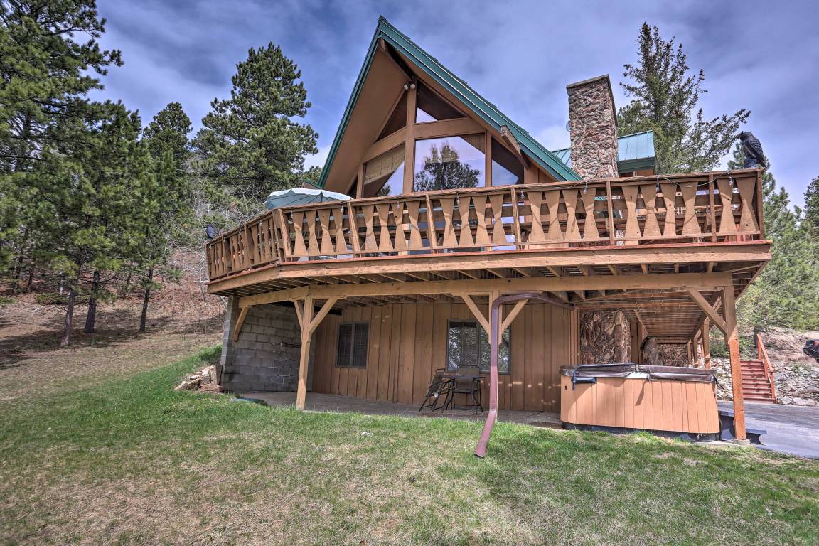 222 M² House ∙ 4 Bedrooms ∙ 13 Guests - Deadwood, SD