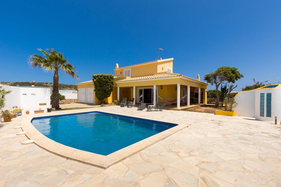 150 M² Villa ∙ 3 Habitaciones ∙ 7 Huéspedes - Menorca