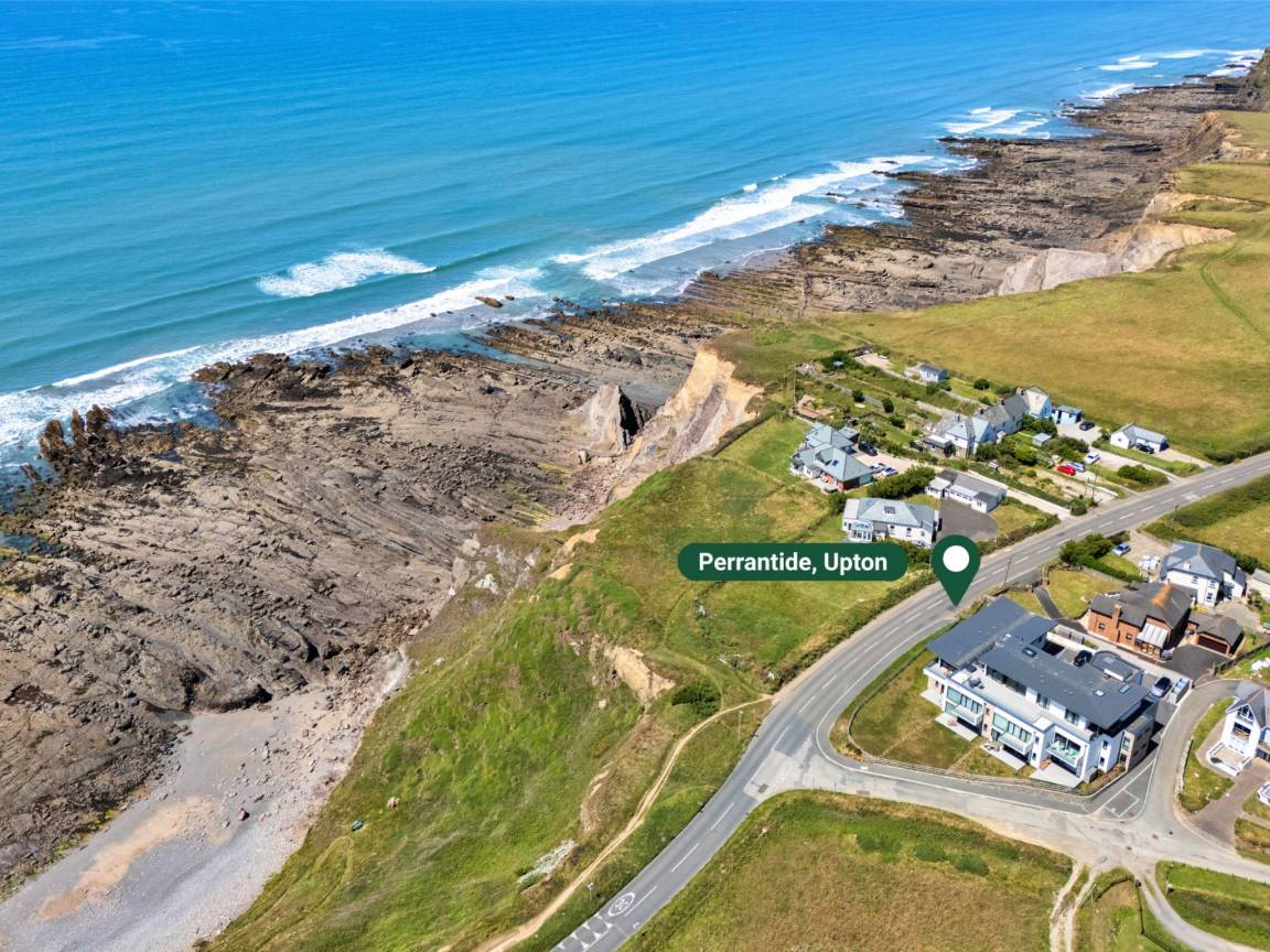 120 M² Apartment ∙ 3 Bedrooms ∙ 6 Guests - Bude