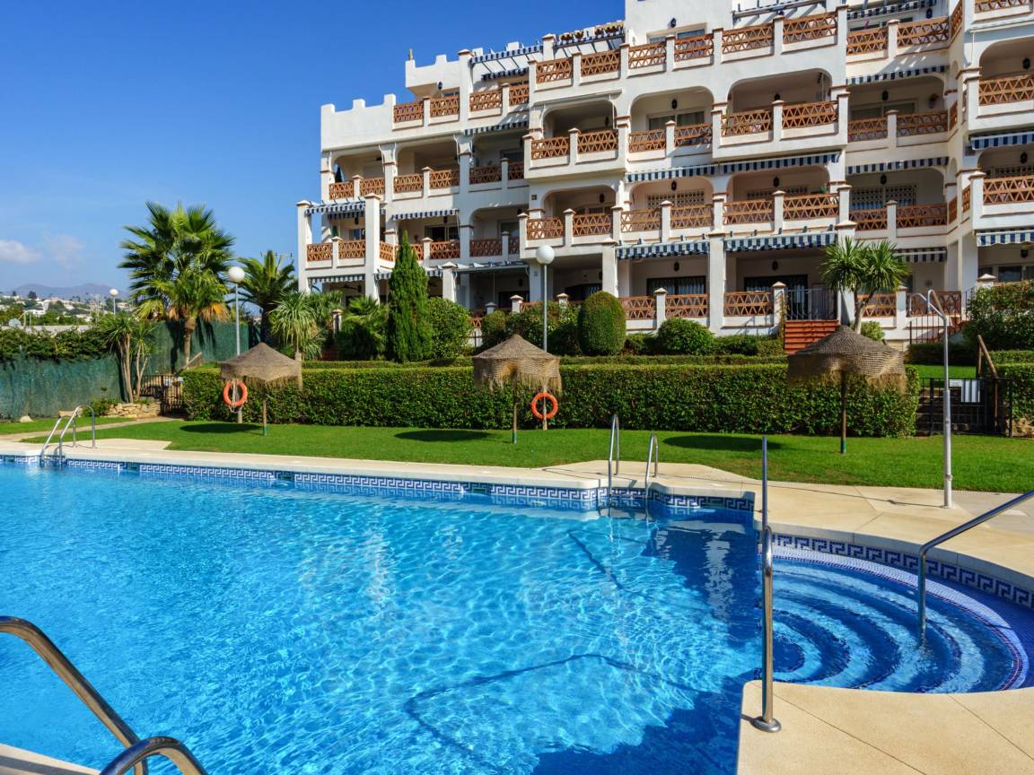 84 M² Apartamento ∙ 1 Habitación ∙ 4 Huéspedes - Mijas