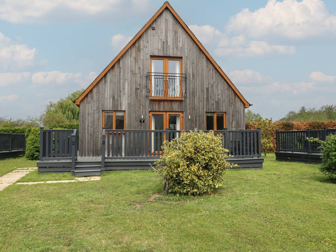 Cottage ∙ 4 Bedrooms ∙ 6 Guests - Lincolnshire