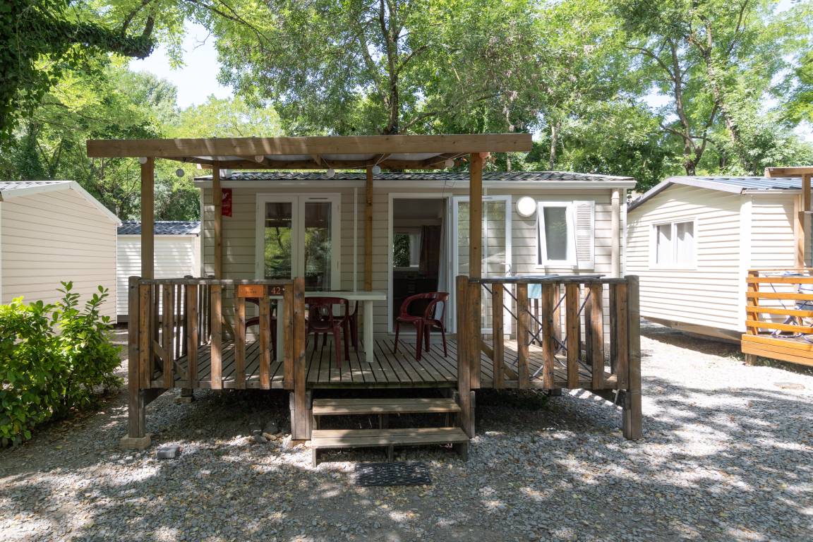 23 M² Camping ∙ 3 Chambres ∙ 4 Personnes - Villeneuve-de-Berg
