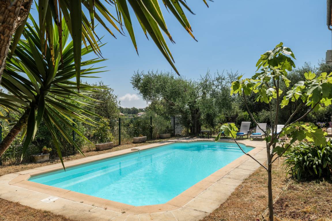 100 M² Villa ∙ 2 Slaapkamers ∙ 4 Gasten - Vence