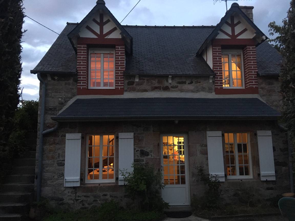 60 M² Villa ∙ 2 Bedrooms ∙ 5 Guests - Plurien