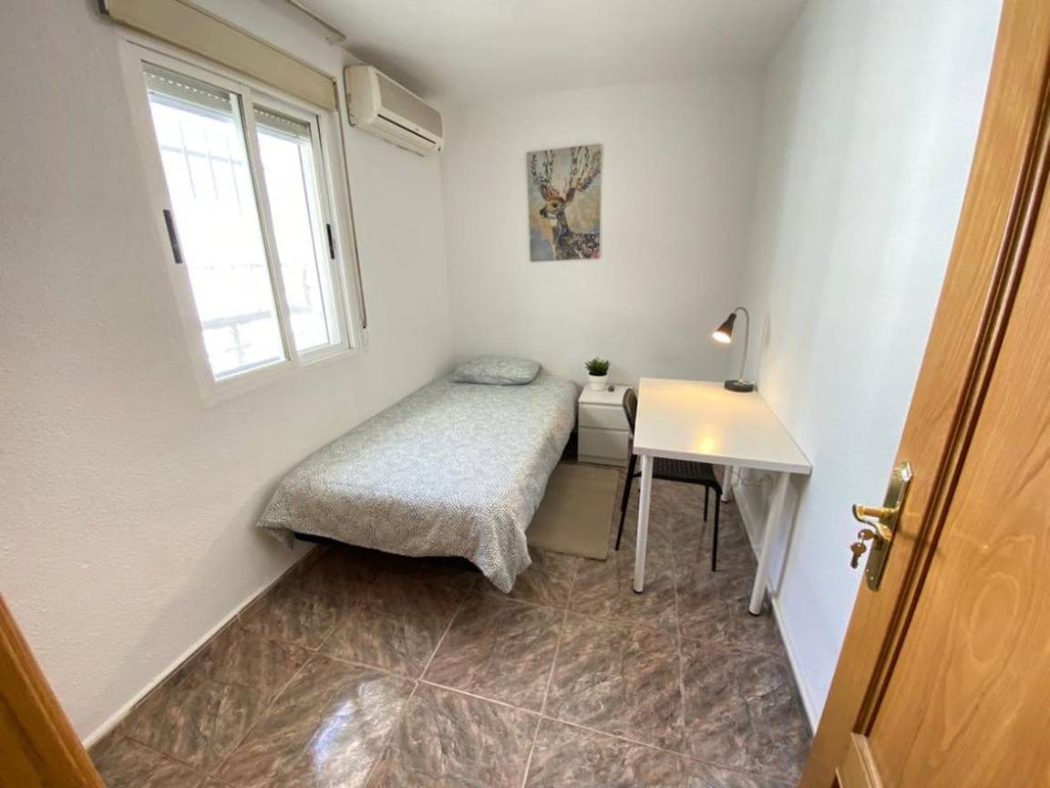 70 M² Private Room ∙ 1 Bedroom ∙ 1 Guest - Getafe