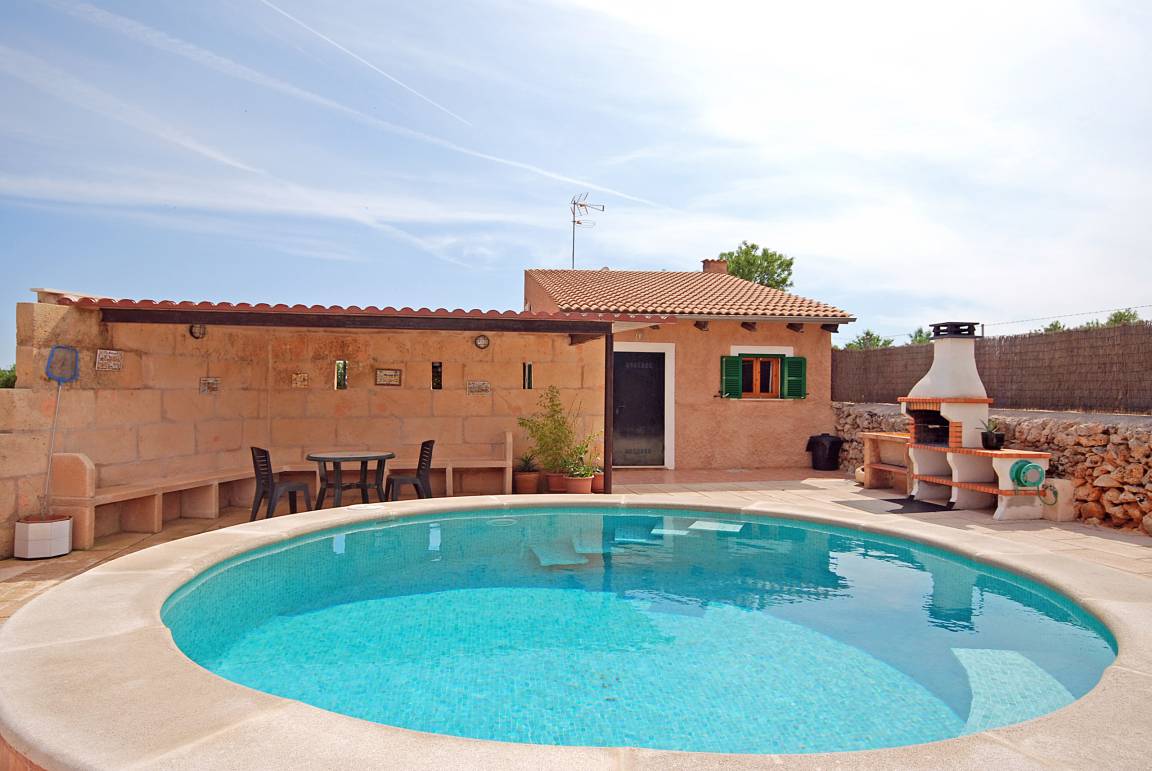 70 M² Cottage ∙ 2 Bedrooms ∙ 4 Guests - Petra