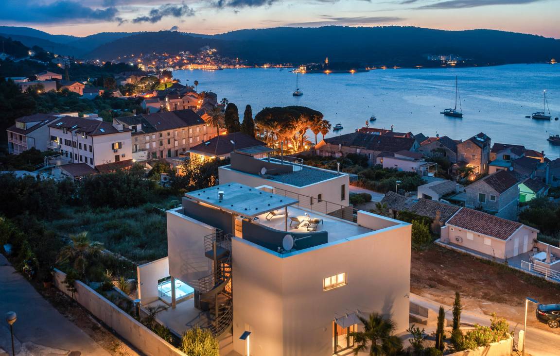 180 M² Casa ∙ 3 Habitaciones ∙ 6 Huéspedes - Vis