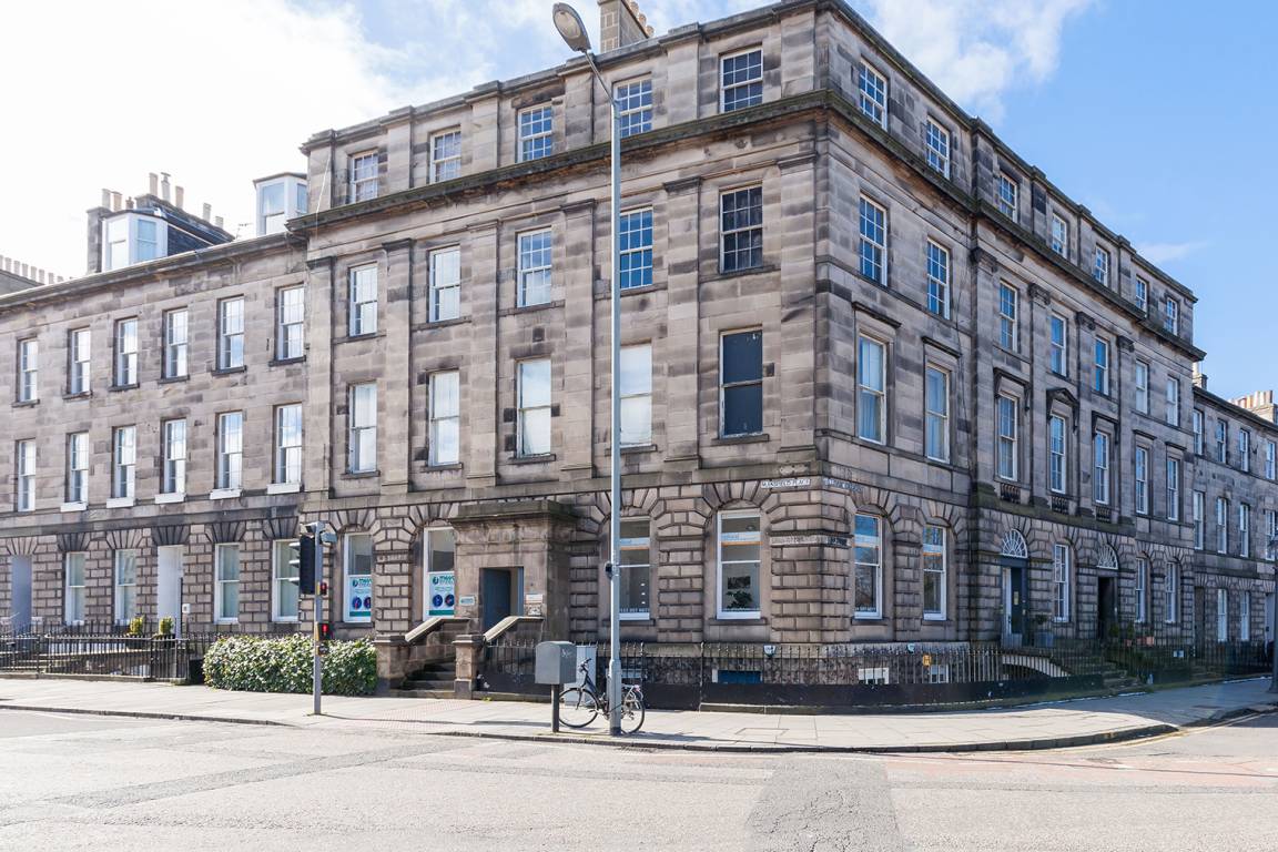 Apartment ∙ 2 Bedrooms ∙ 5 Guests - Edinburgh Waverley station