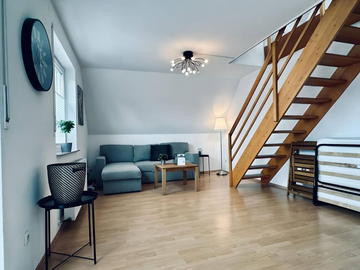 70 M² Ferienwohnung ∙ 1 Schlafzimmer ∙ 5 Gäste - Rheine