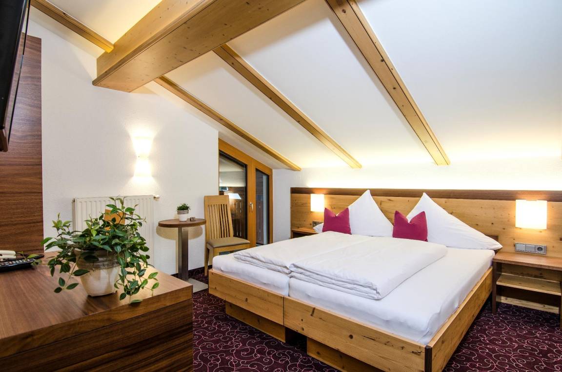 16 M² Hotel ∙ 1 Schlafzimmer ∙ 2 Gäste - Ischgl