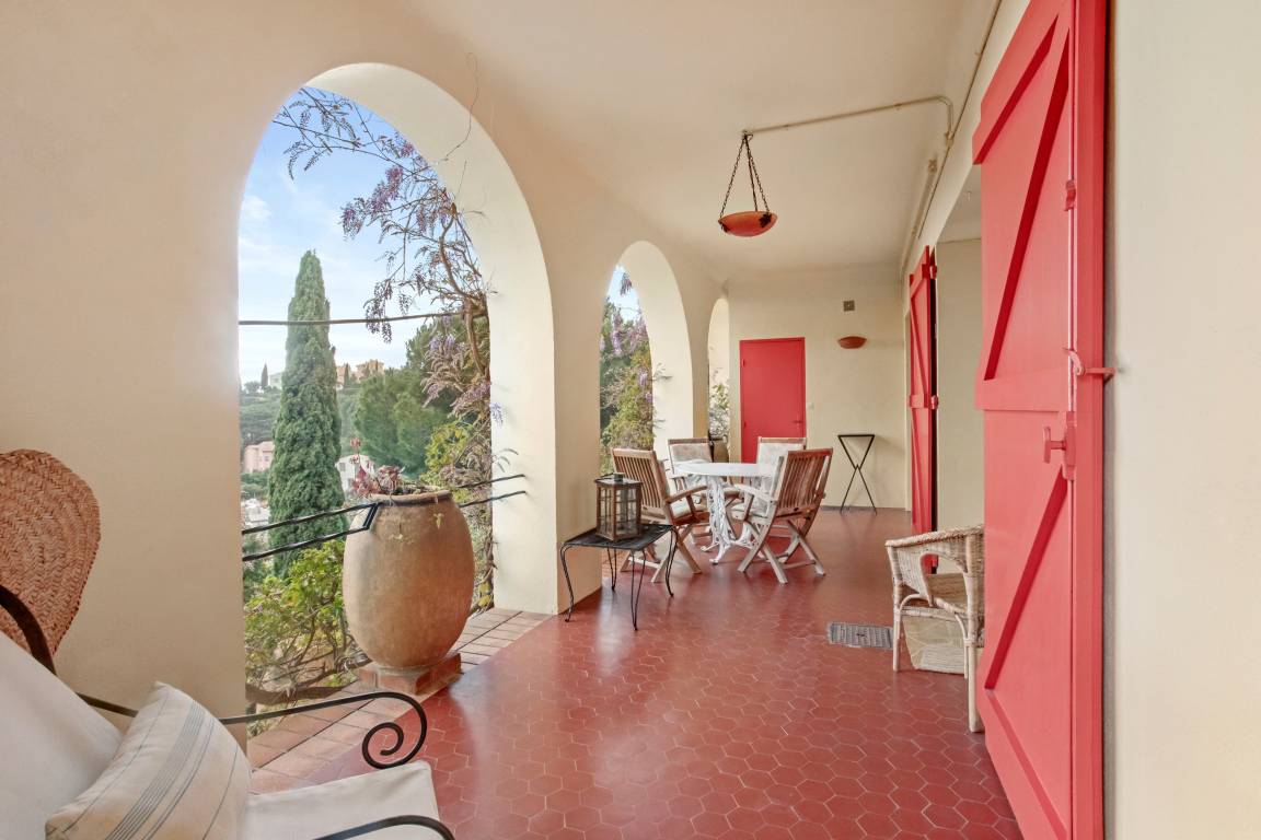 25 M² Chambre D'hôtes ∙ 1 Chambre ∙ 2 Personnes - Le Lavandou