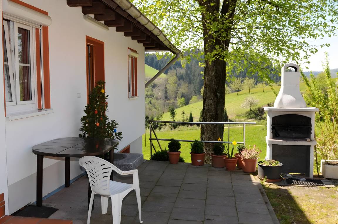 45 M² Ferienwohnung ∙ 3 Schlafzimmer ∙ 5 Gäste - Oppenau
