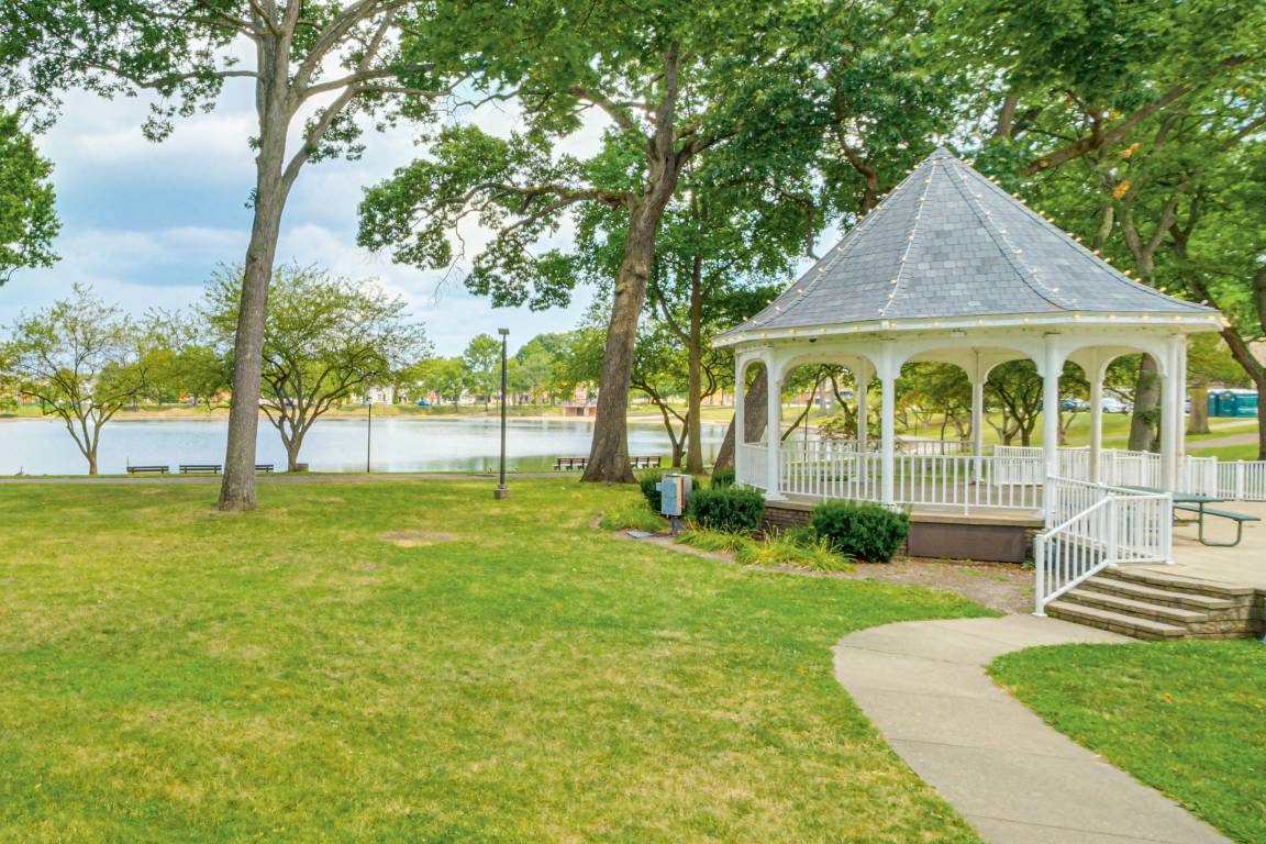 41 M² Apartment ∙ 2 Bedrooms ∙ 4 Guests - Portage Lakes, OH
