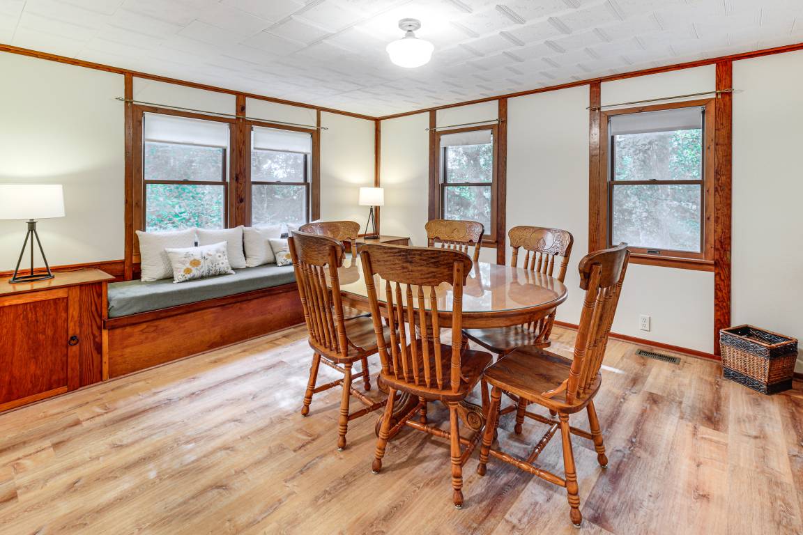 161 M² House ∙ 4 Bedrooms ∙ 8 Guests - Cedar Lake, IN