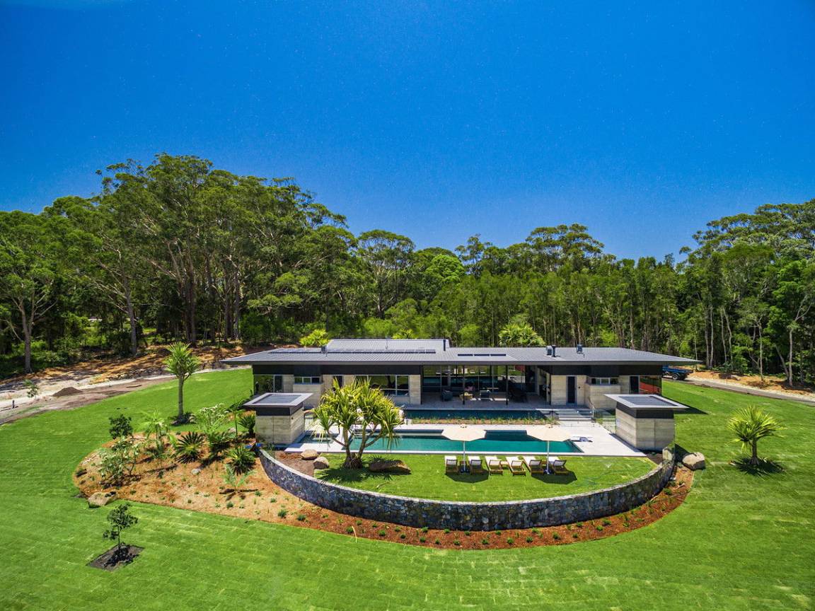 House ∙ 4 Bedrooms ∙ 8 Guests - Byron Bay