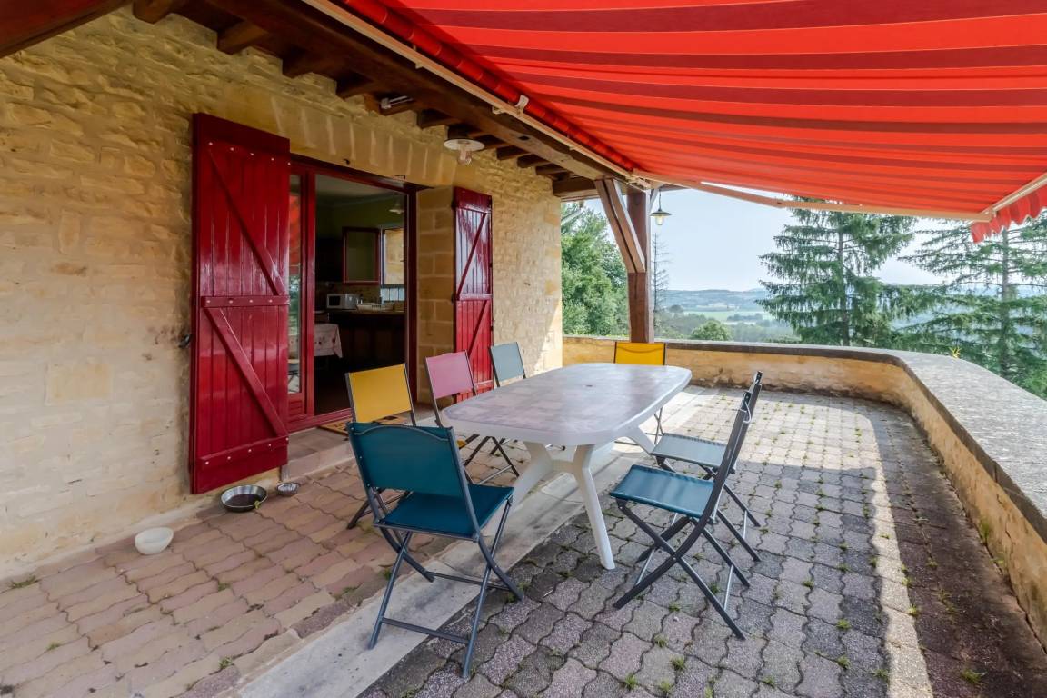160 M² Maison De Vacances ∙ 5 Chambres ∙ 10 Personnes - Montignac