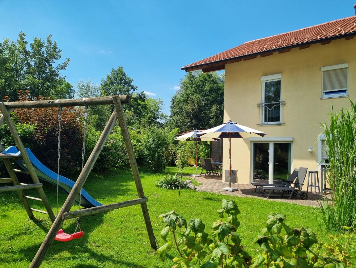 125 M² Ferienhaus ∙ 3 Schlafzimmer ∙ 6 Gäste - Chiemsee