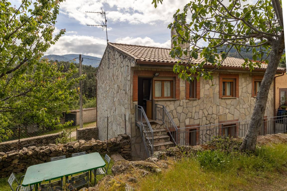 90 M² Casa ∙ 4 Habitaciones ∙ 8 Huéspedes - Piedralaves
