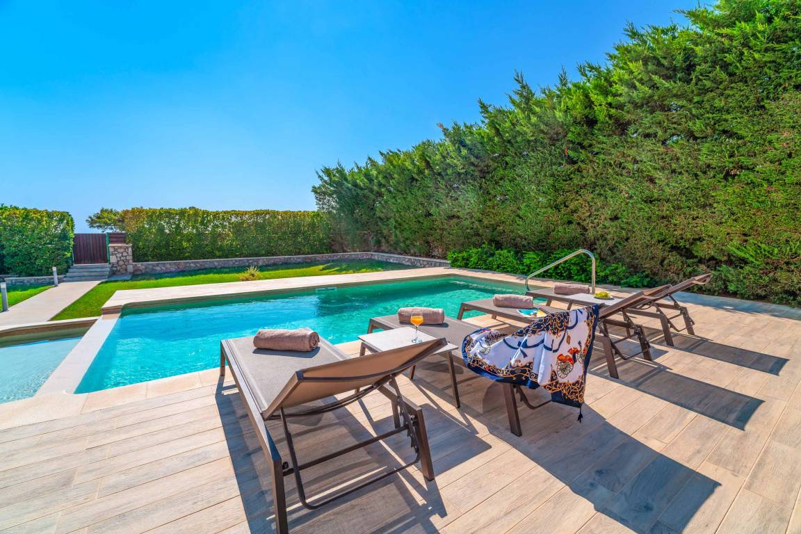 Villa ∙ 2 Bedrooms ∙ 4 Guests - Lindos