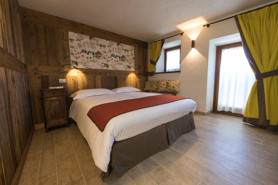 38 M² Privatzimmer ∙ 1 Schlafzimmer ∙ 3 Gäste - Aosta