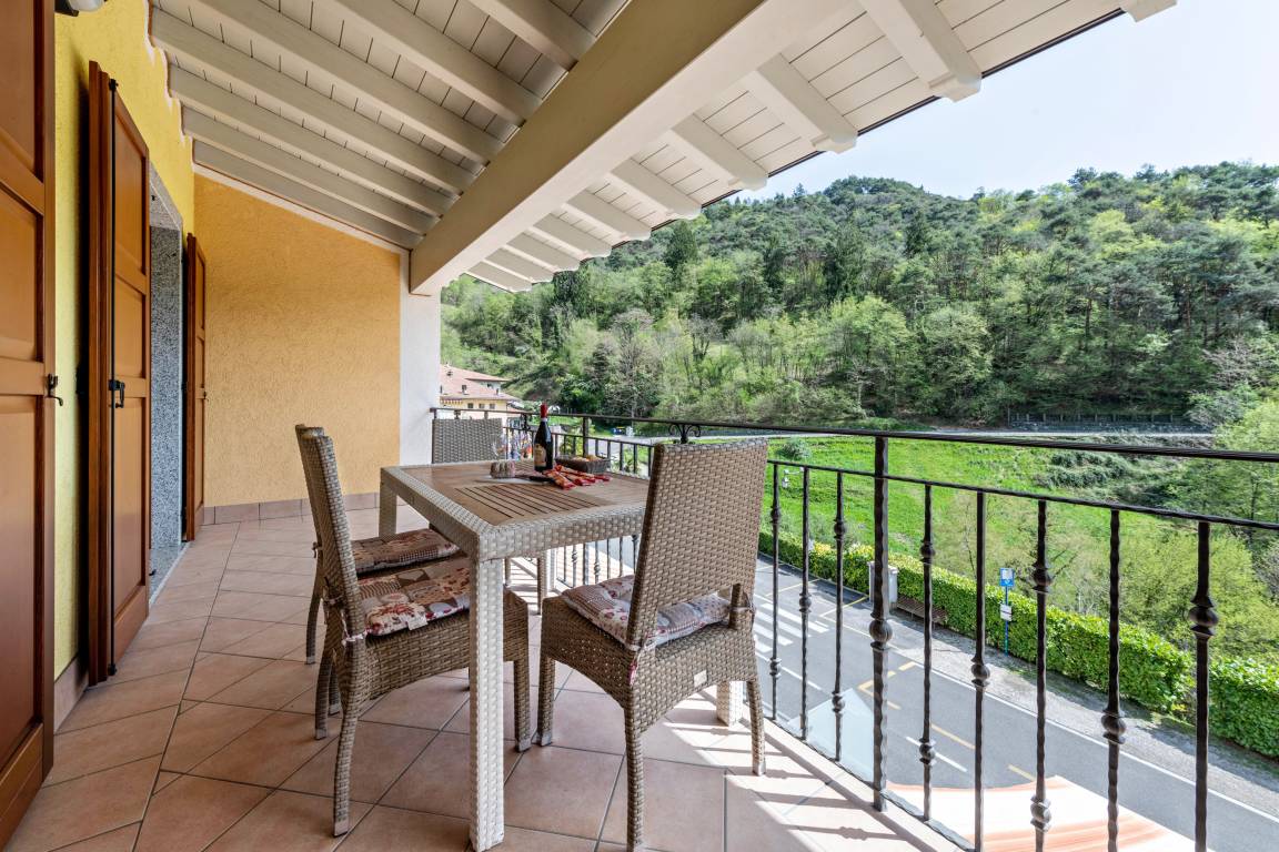 65 M² Apartment ∙ 2 Bedrooms ∙ 5 Guests - Malcesine