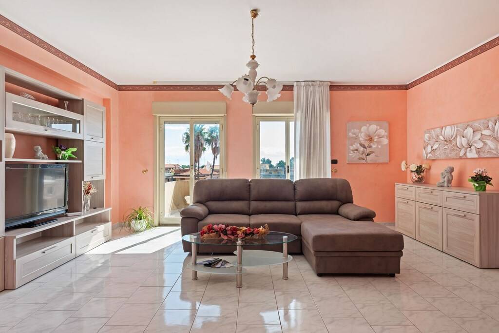100 M² Apartment ∙ 3 Bedrooms ∙ 6 Guests - Milo