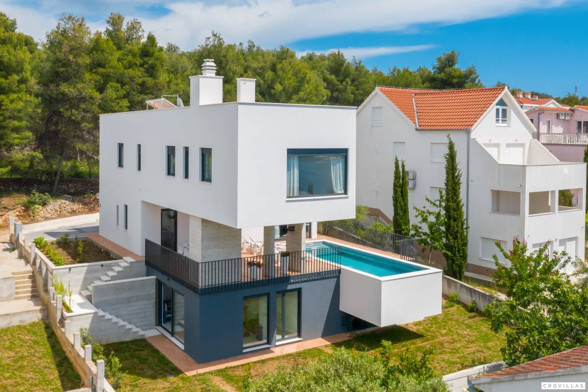 Villa ∙ 3 Bedrooms ∙ 6 Guests - Trogir