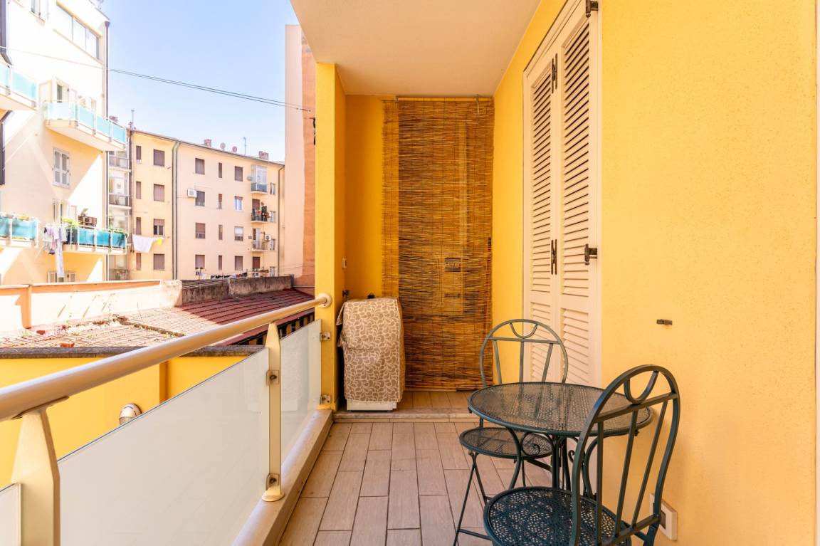70 M² Appartement ∙ 2 Slaapkamers ∙ 4 Gasten - Livorno