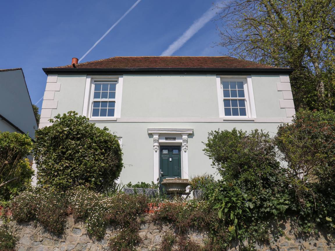 Cottage ∙ 3 Bedrooms ∙ 6 Guests - Hythe