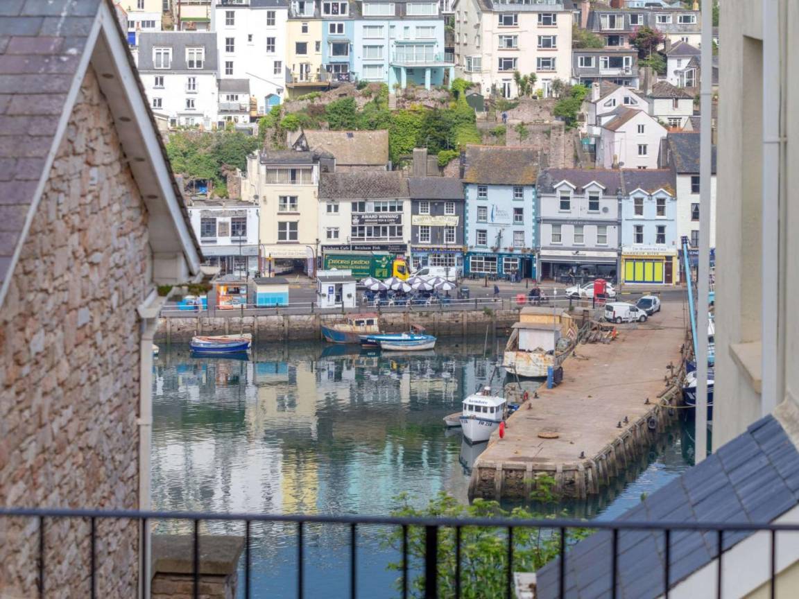 Cottage ∙ 3 Bedrooms ∙ 6 Guests - Brixham